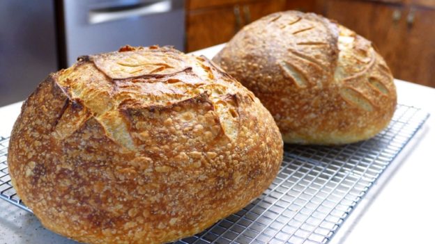 Alternate way to shape a boule (round loaf) – The Baking Network